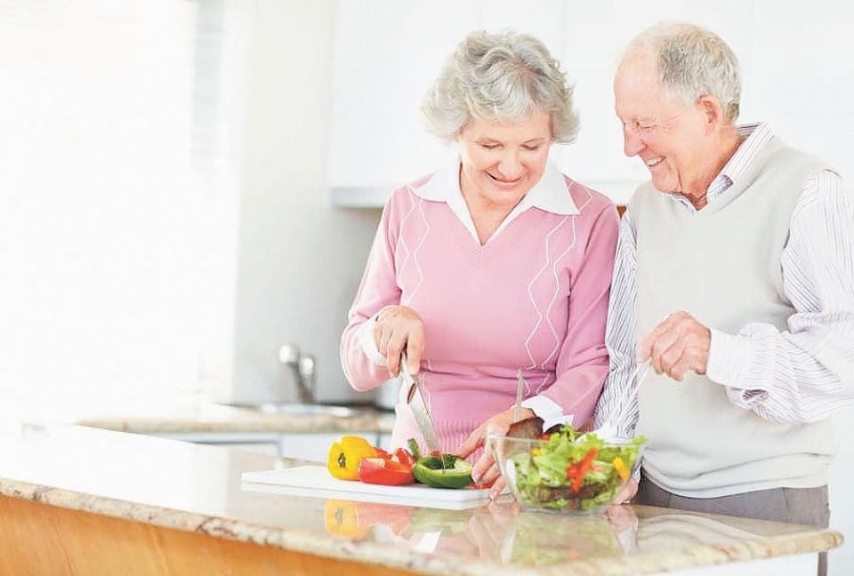 Dieta na terceira idade: A importância das vitaminas e proteínas